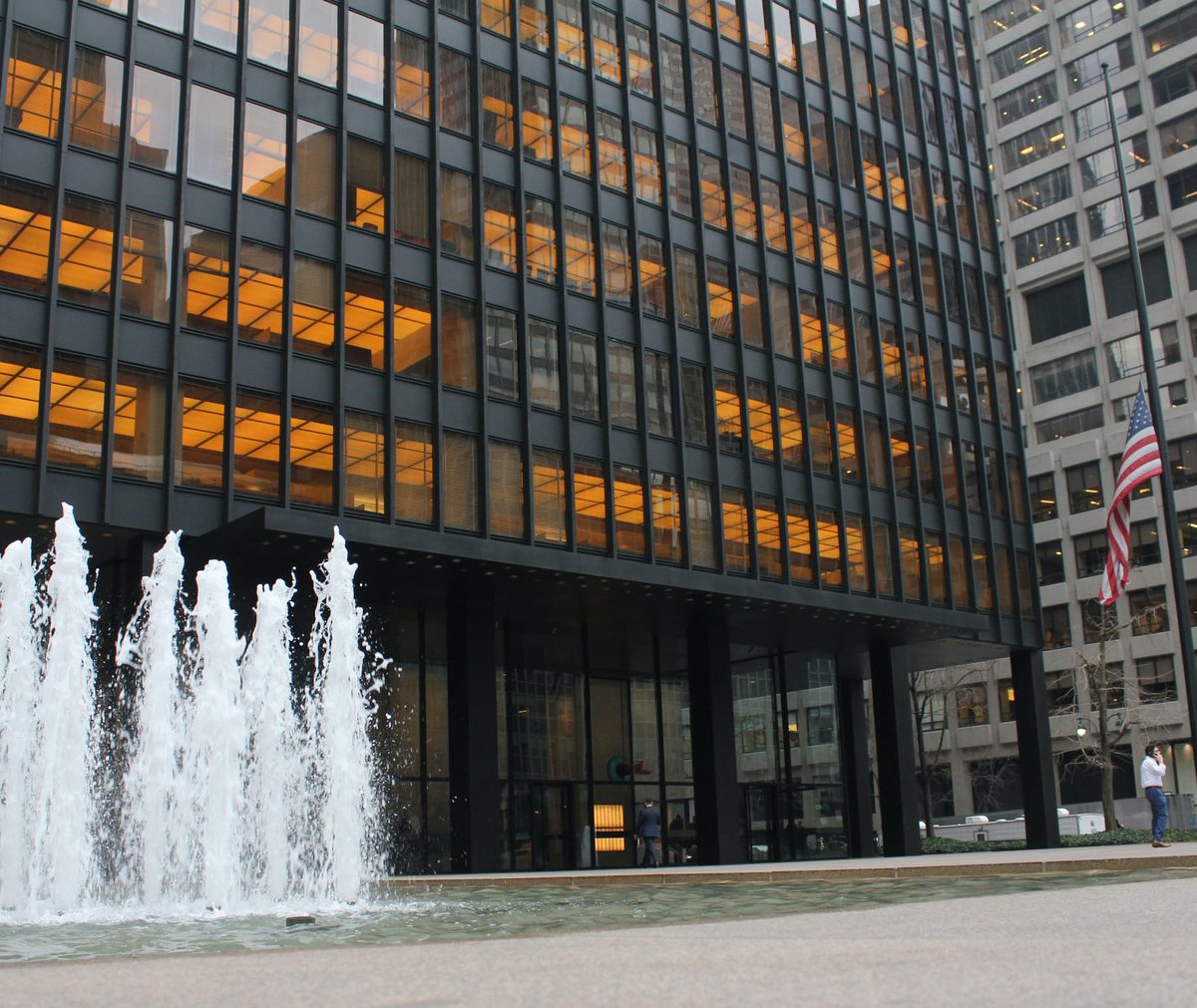 Reimagining the Plaza: Balancing Past and Present in Rehabilitation